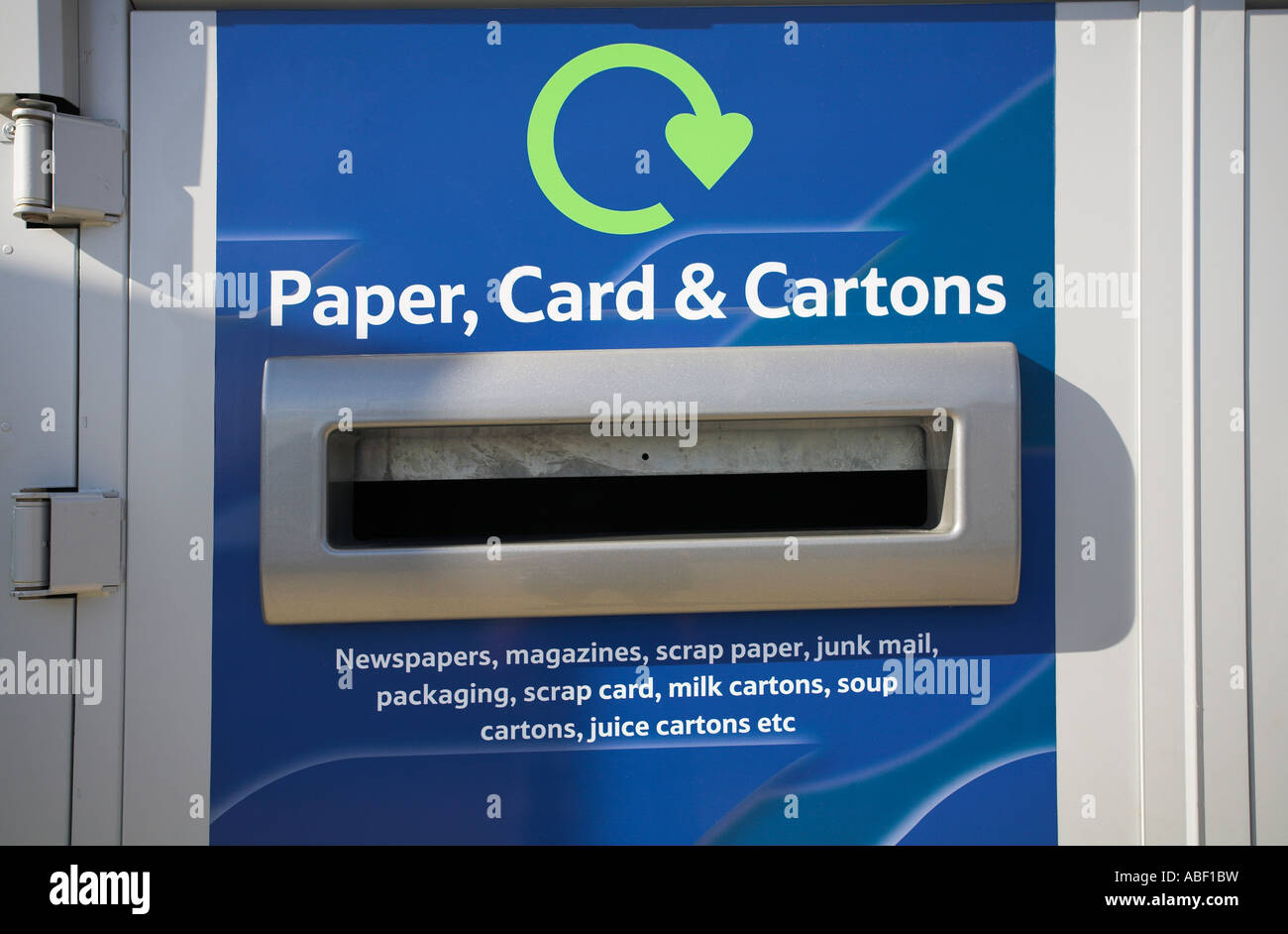 Recycle recycling centre environment paper newspaper magazine hi-res ...