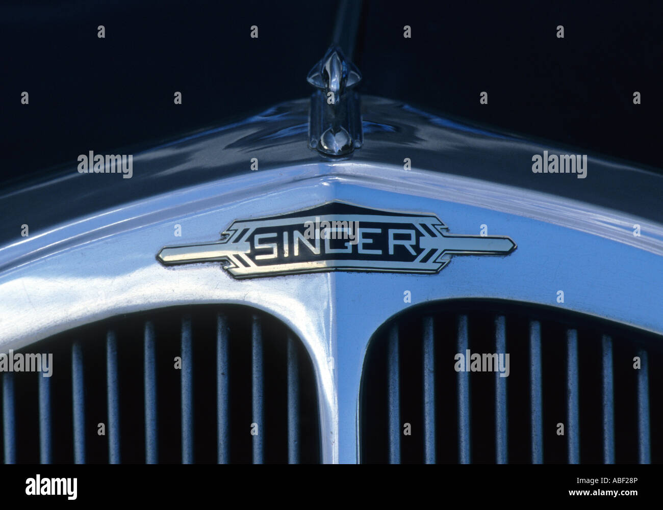 Singer Super 10 of 1939. English car manufacturer 1905 to 1970 Singer ...