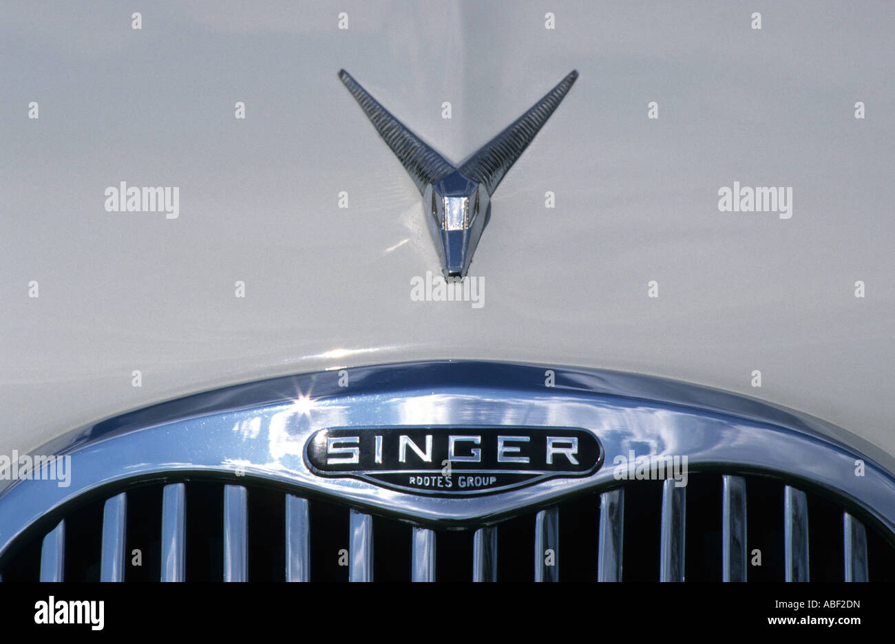 Singer badge hi-res stock photography and images - Alamy
