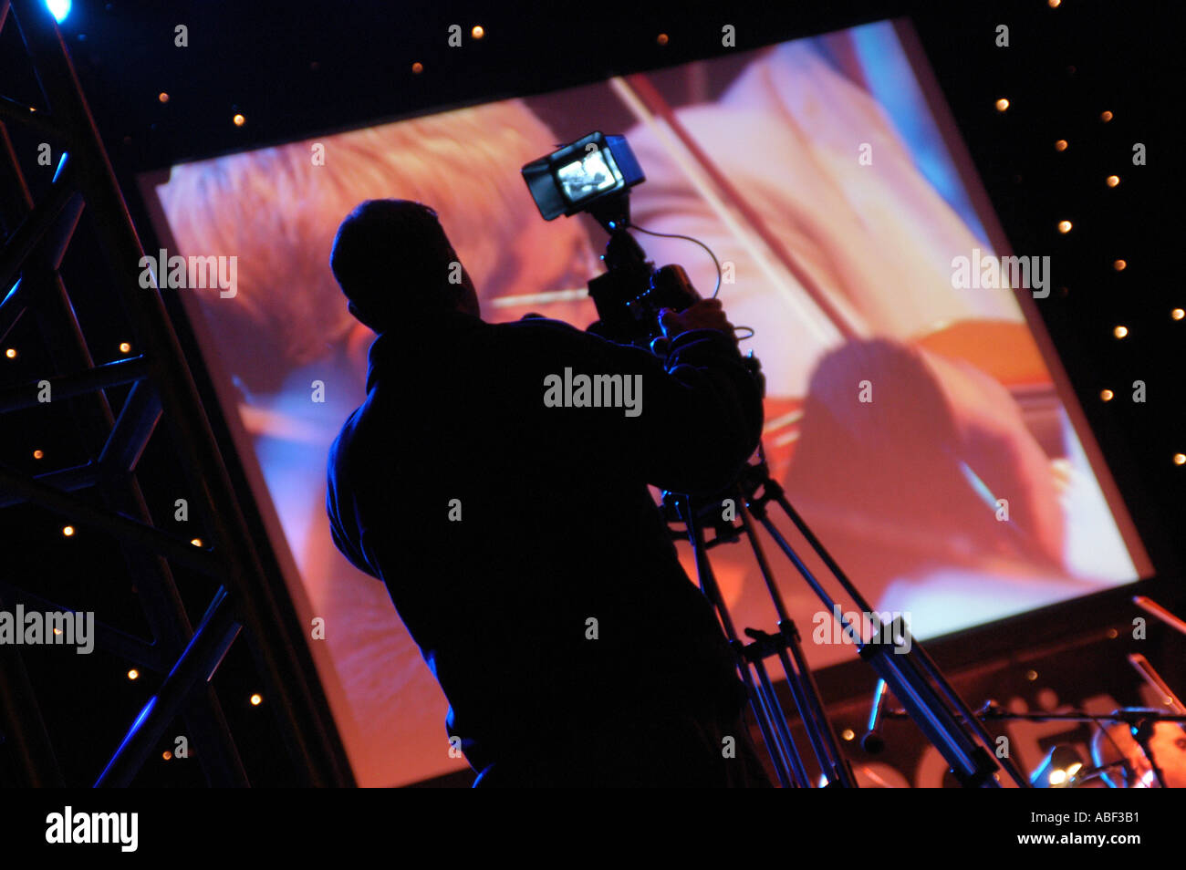 Television camera man Stock Photo - Alamy