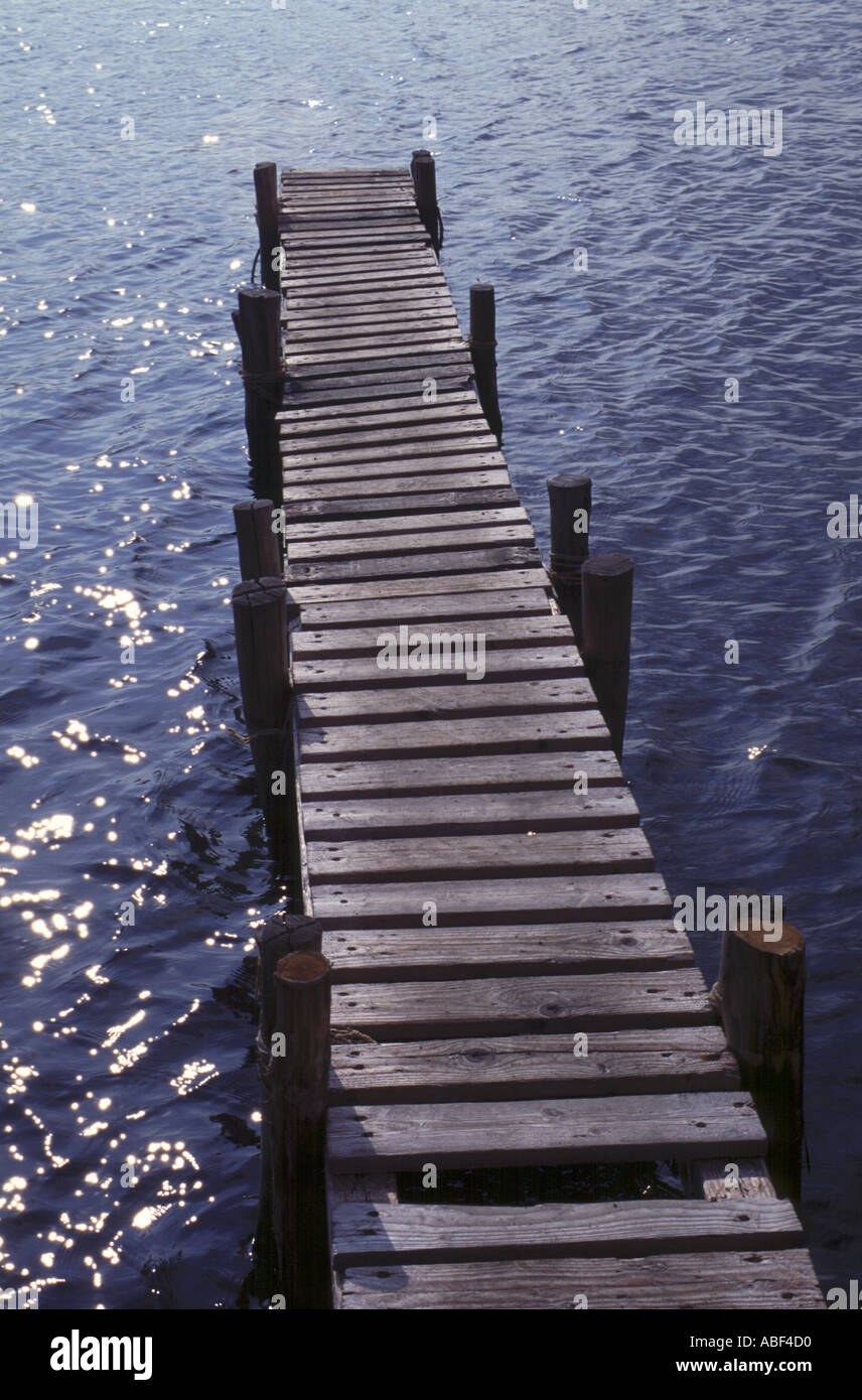 Wooden pontoon hi-res stock photography and images - Alamy