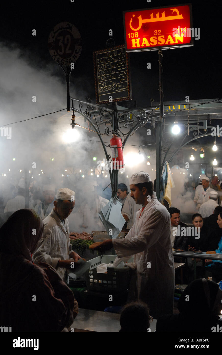 Night market in the Djeema-el-Fna main square, Marrakech Stock Photo ...