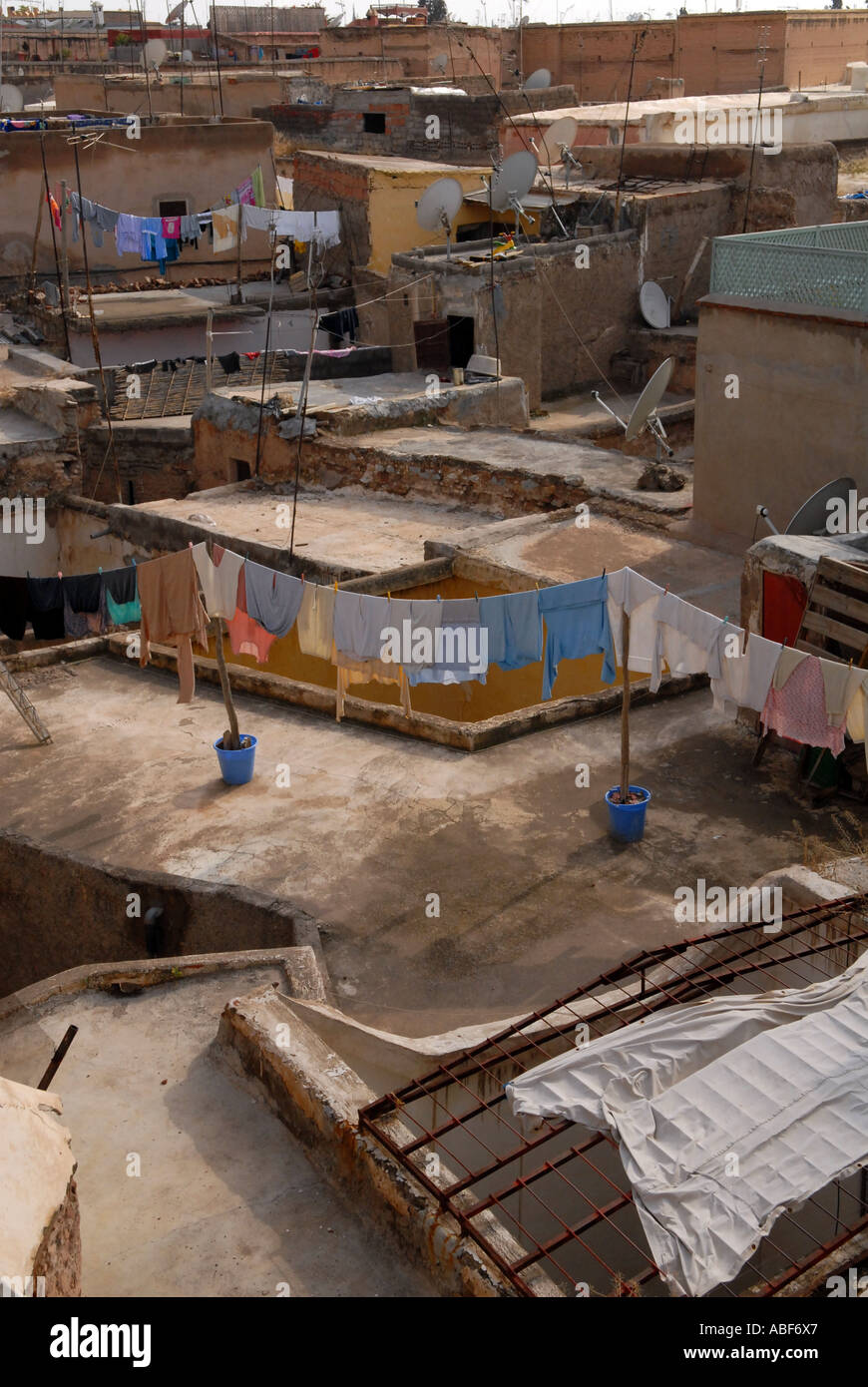 Morocco marrakech poverty exotic hi-res stock photography and images ...