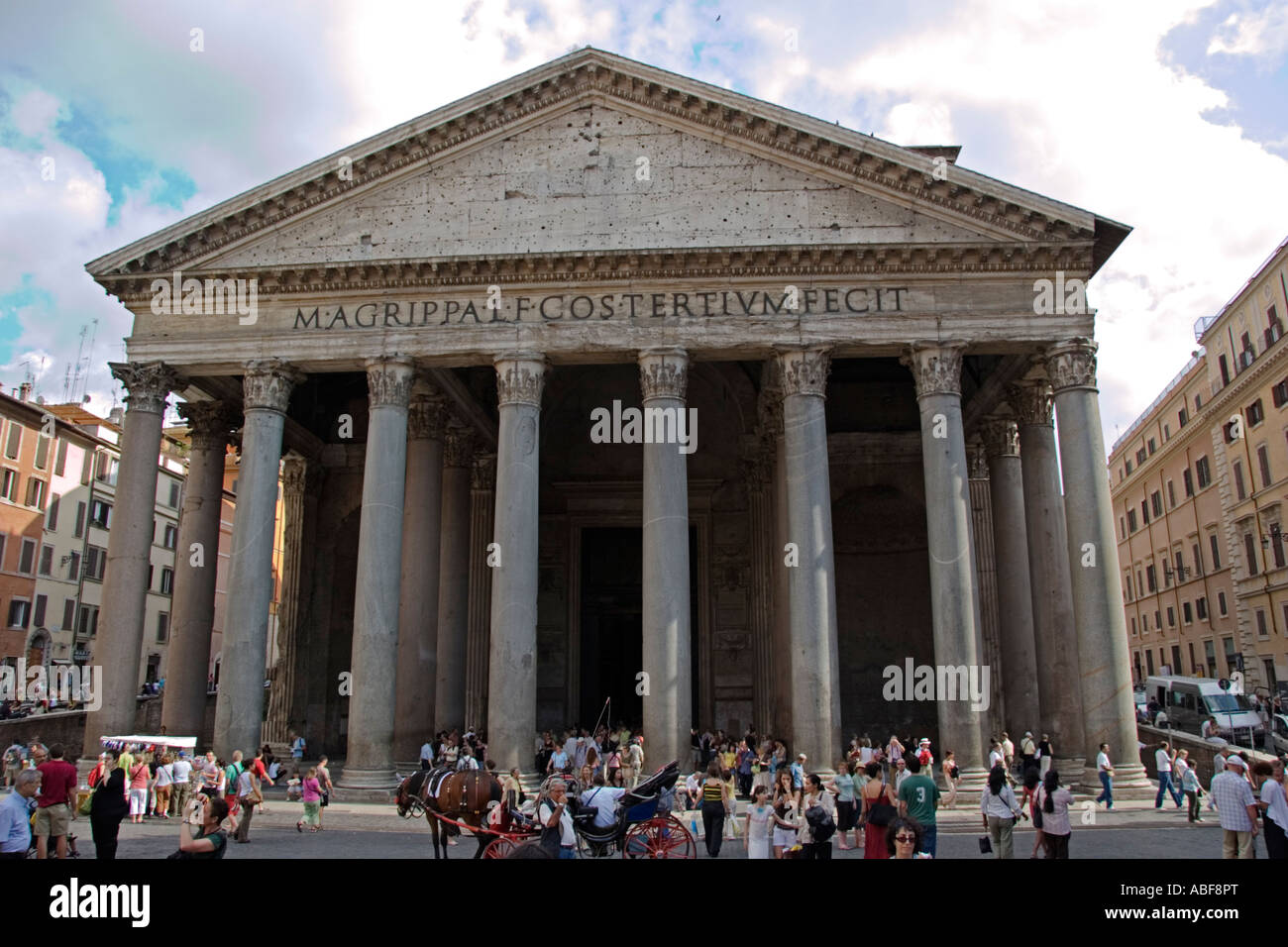 Font view of the Pantheon Rome Italy Stock Photo - Alamy