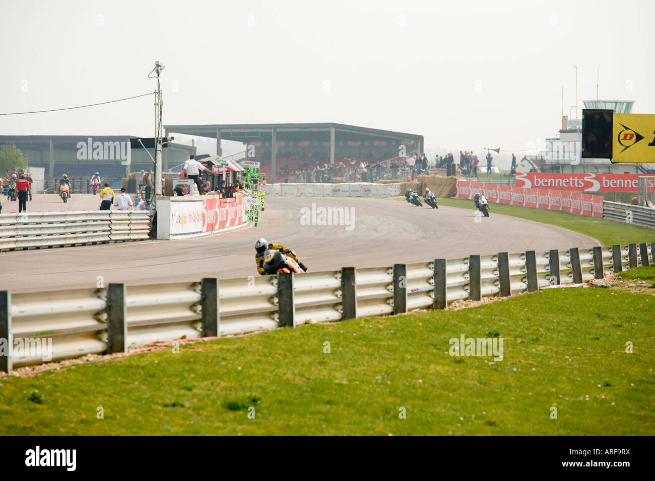 Motorbikes racing in Superbike competition Thruxton race track 2007 ...