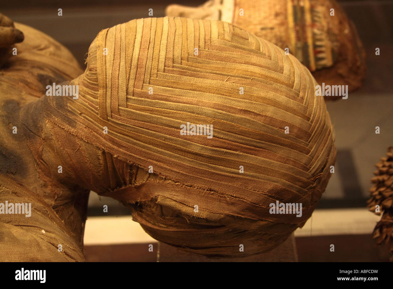 Embalming egyptian mummy hi-res stock photography and images - Alamy