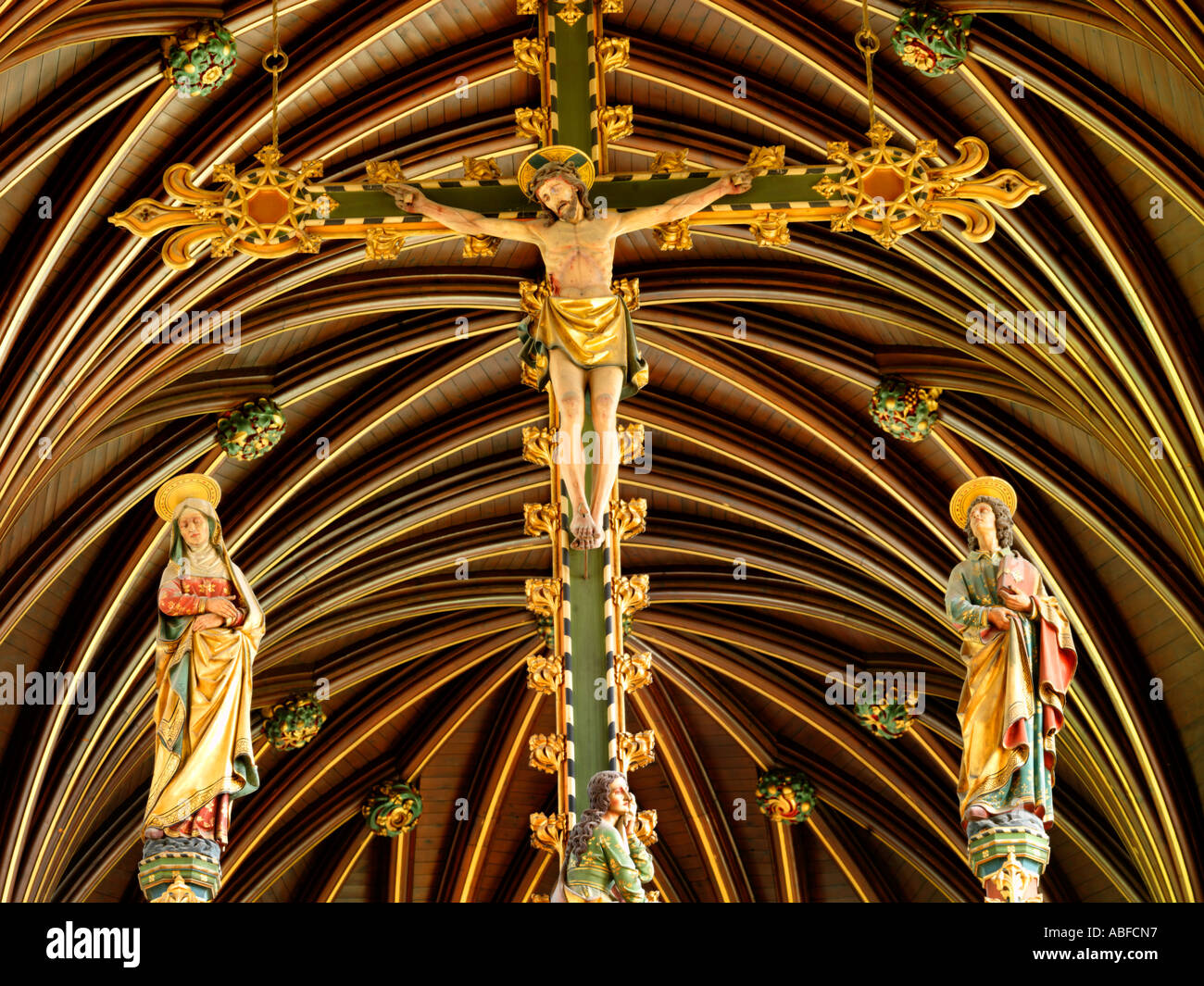 Jesus on cross hi-res stock photography and images - Alamy
