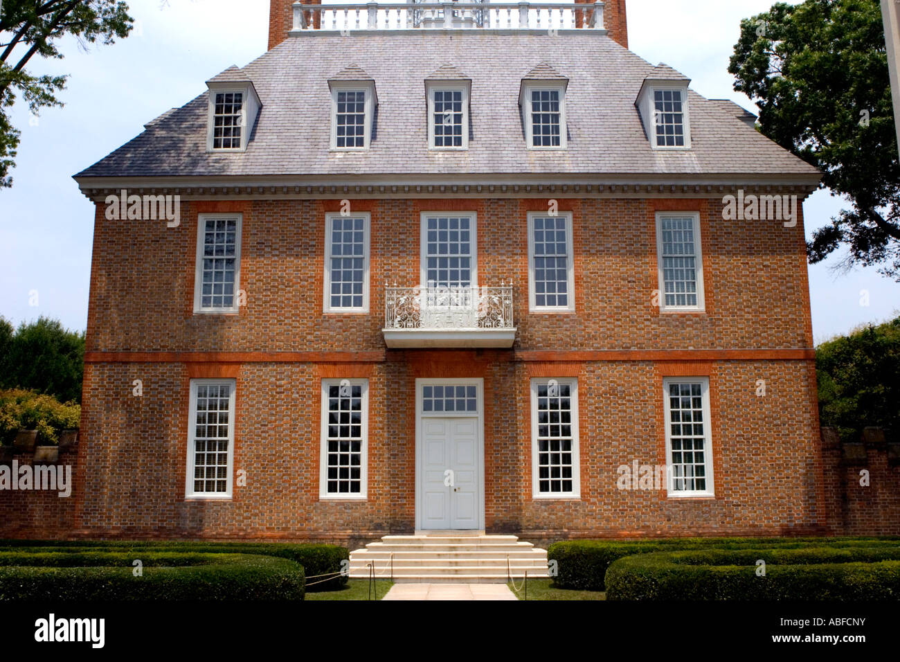 The Governor's Palace at Colonial Williamsburg Stock Photo - Alamy