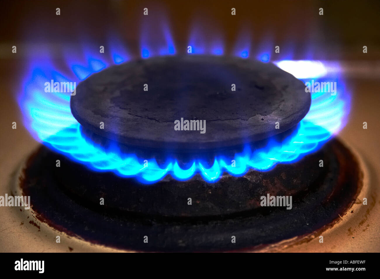 Domestic heating cooking hi-res stock photography and images - Alamy
