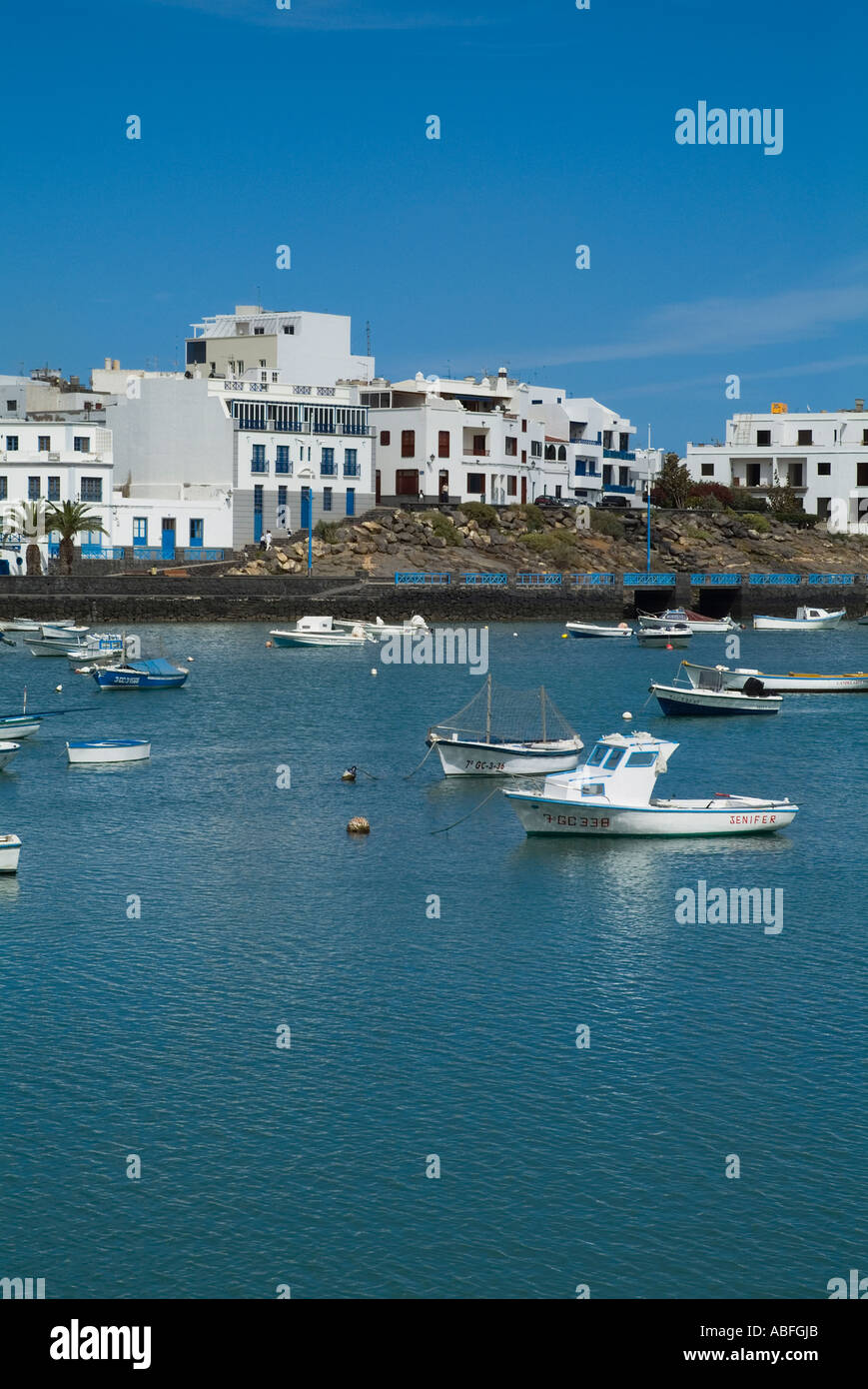 dh El Charco de San Gines ARRECIFE LANZAROTE Boats at anchor promenade ...