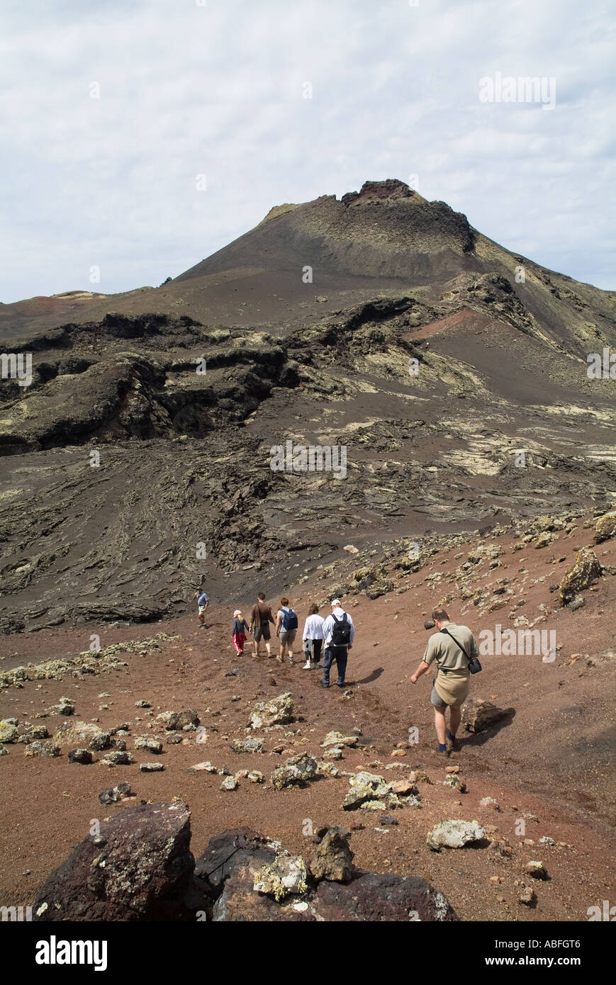 dh Timanfaya National Park TIMANFAYA LANZAROTE Guided tour hikers ...