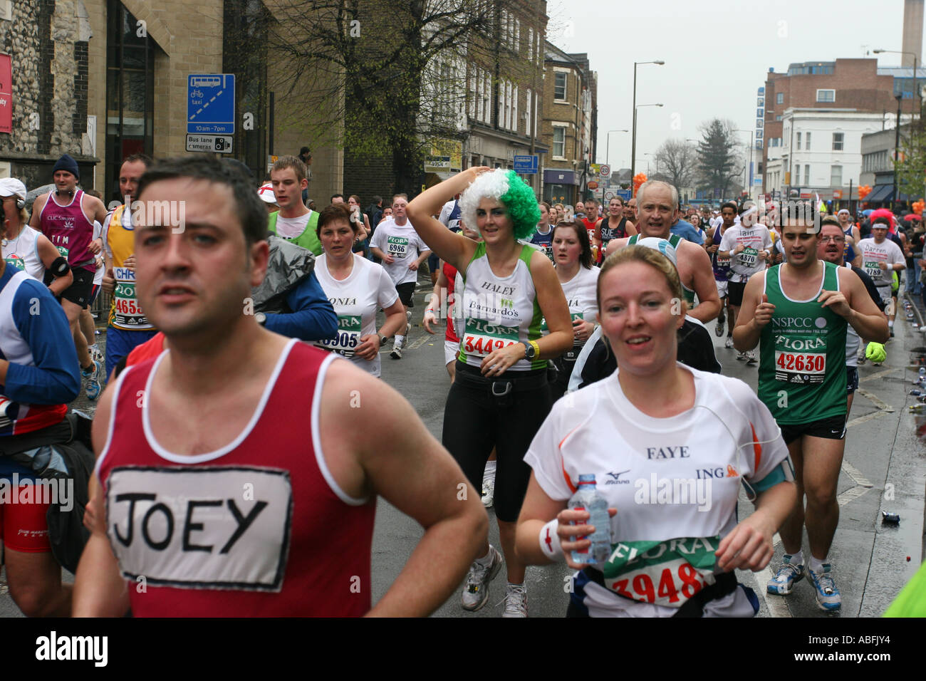 The London Marathon 2006, Greenwich London England Stock Photo - Alamy