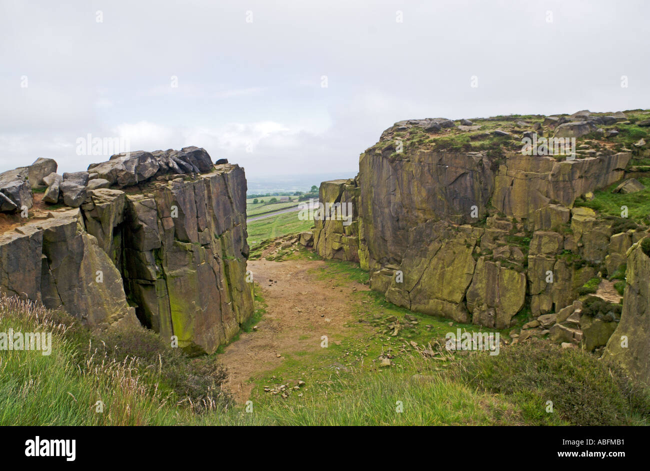 Ilkley moor stones hi-res stock photography and images - Alamy