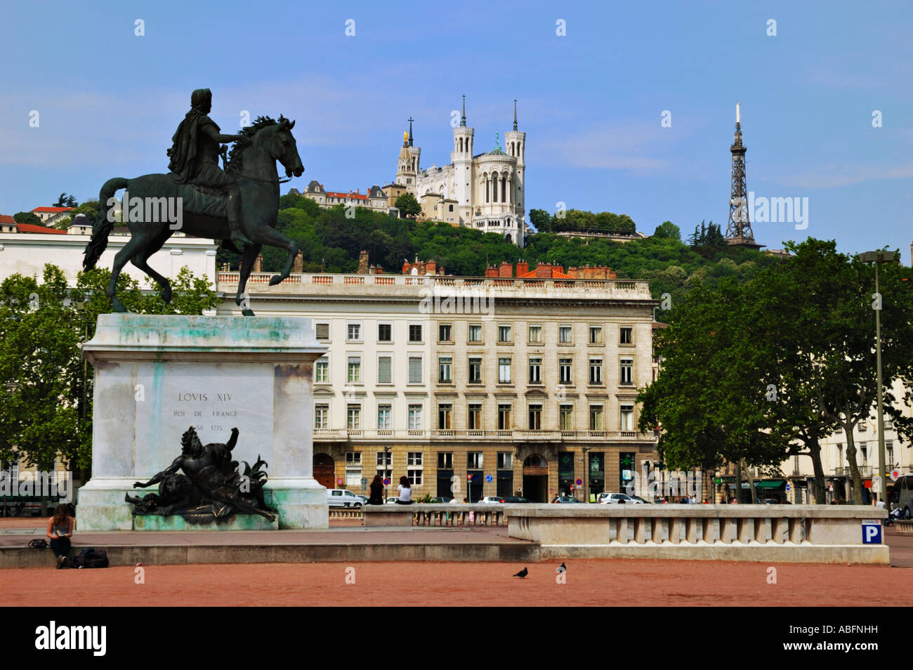 Lyon, Place Bellecour Stock Photo - Alamy