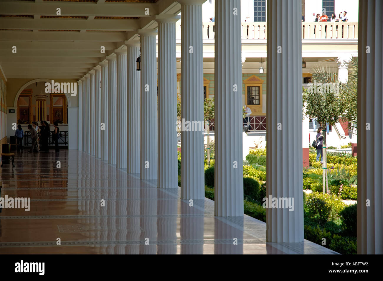 Illusionistic architecture hi-res stock photography and images - Alamy