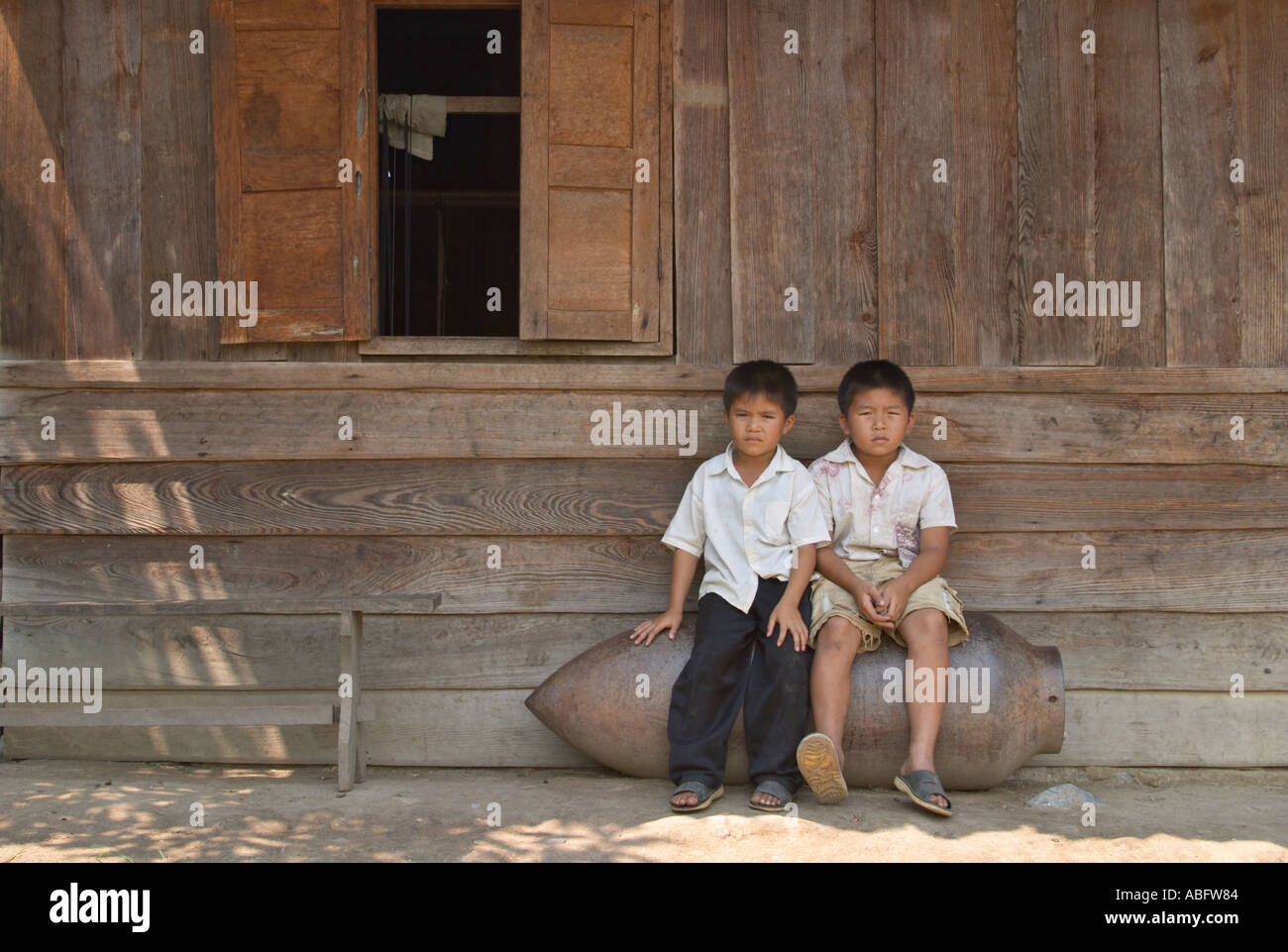 Un exploded hi-res stock photography and images - Alamy