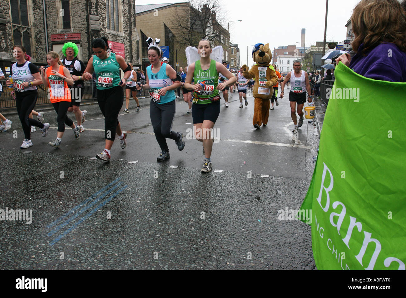 The London Marathon 2006, Greenwich London England Stock Photo - Alamy