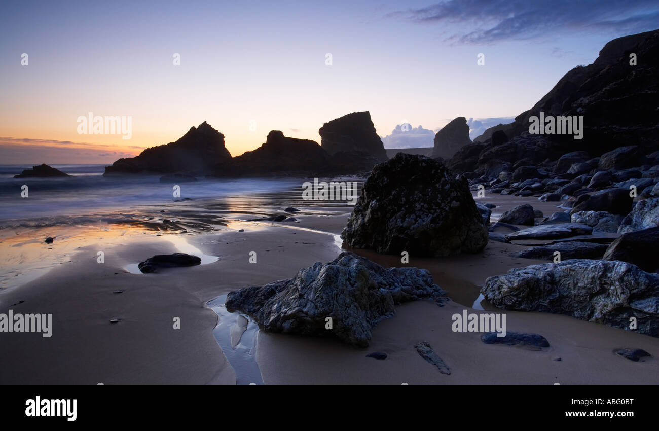 Bedruthan steps north cornwall hi-res stock photography and images - Alamy