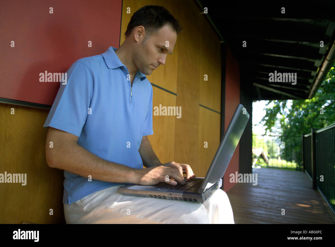 Outside royalty hi-res stock photography and images - Alamy