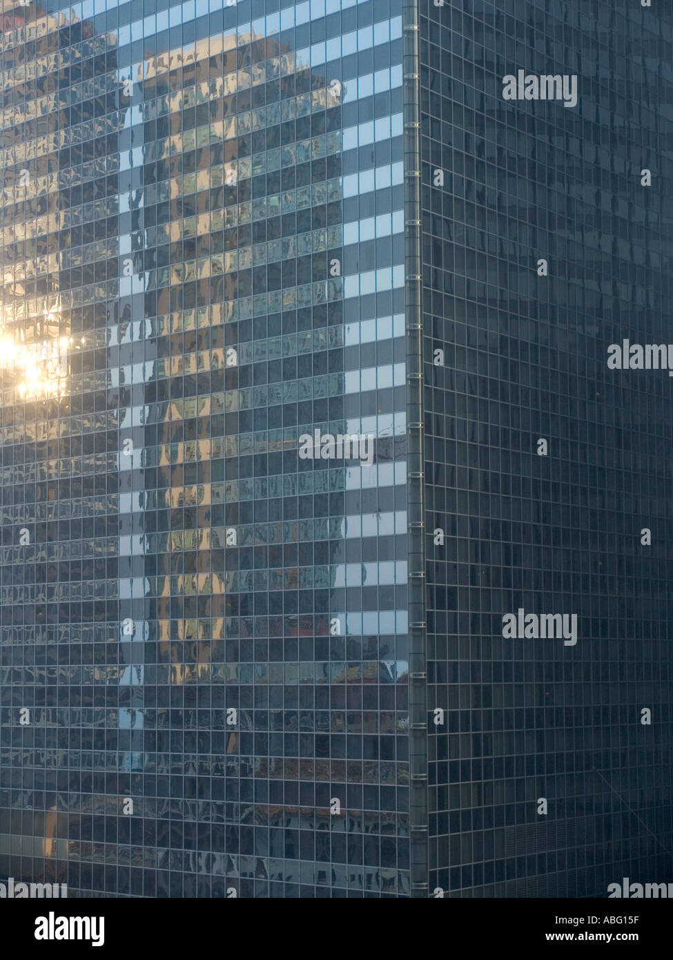 Highrise office building and reflection Chicago Illinois USA Stock ...
