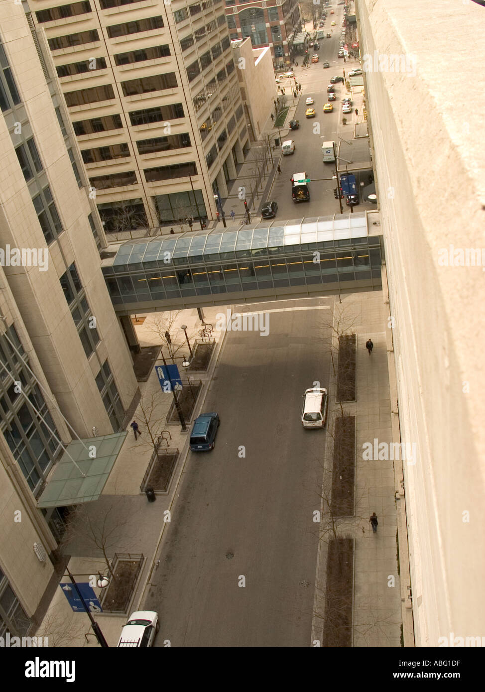 Enclosed pedestrian bridge between buildings Chicago Illinois Stock ...