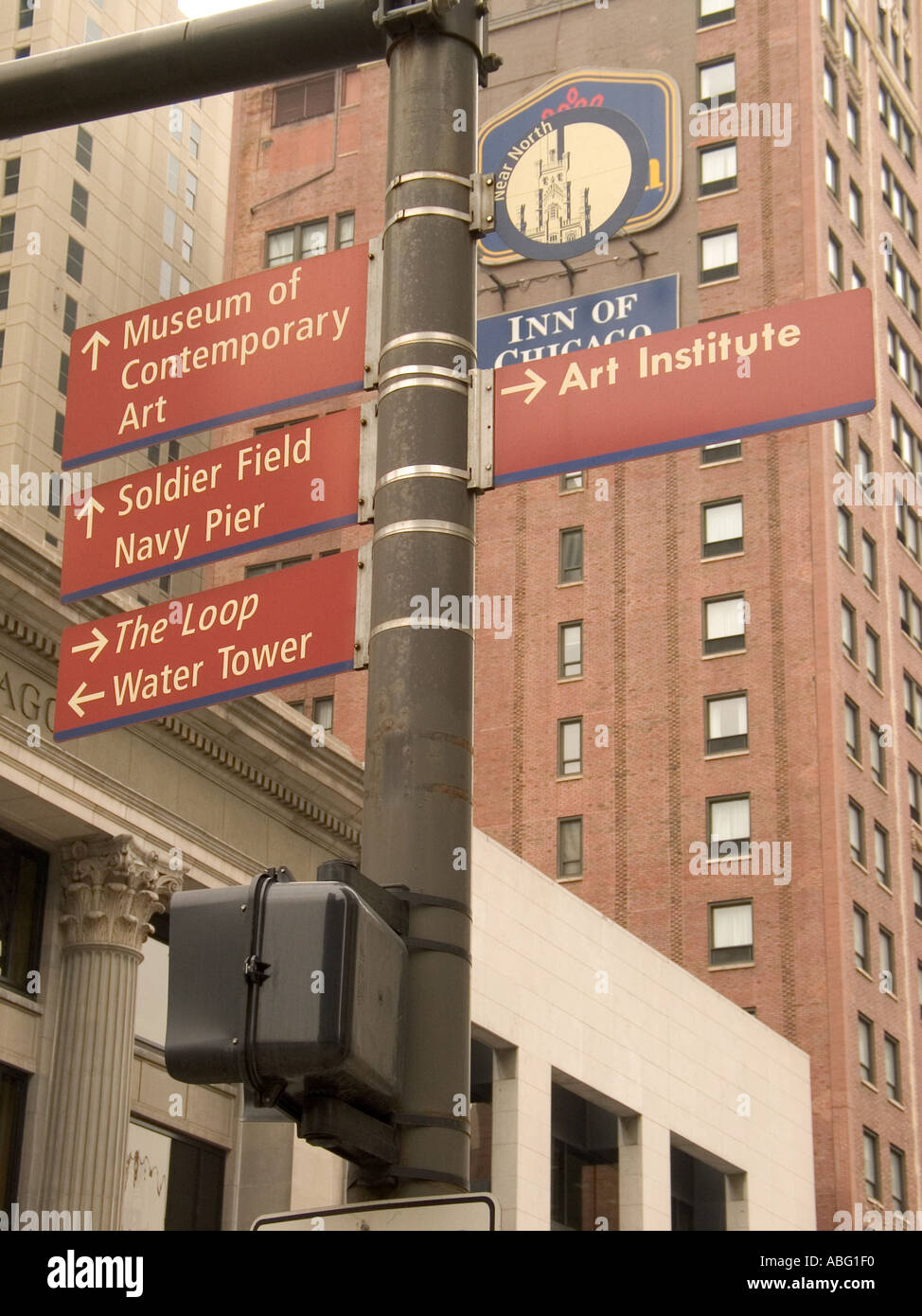 Tourist attraction signs Chicago Illinois Stock Photo - Alamy