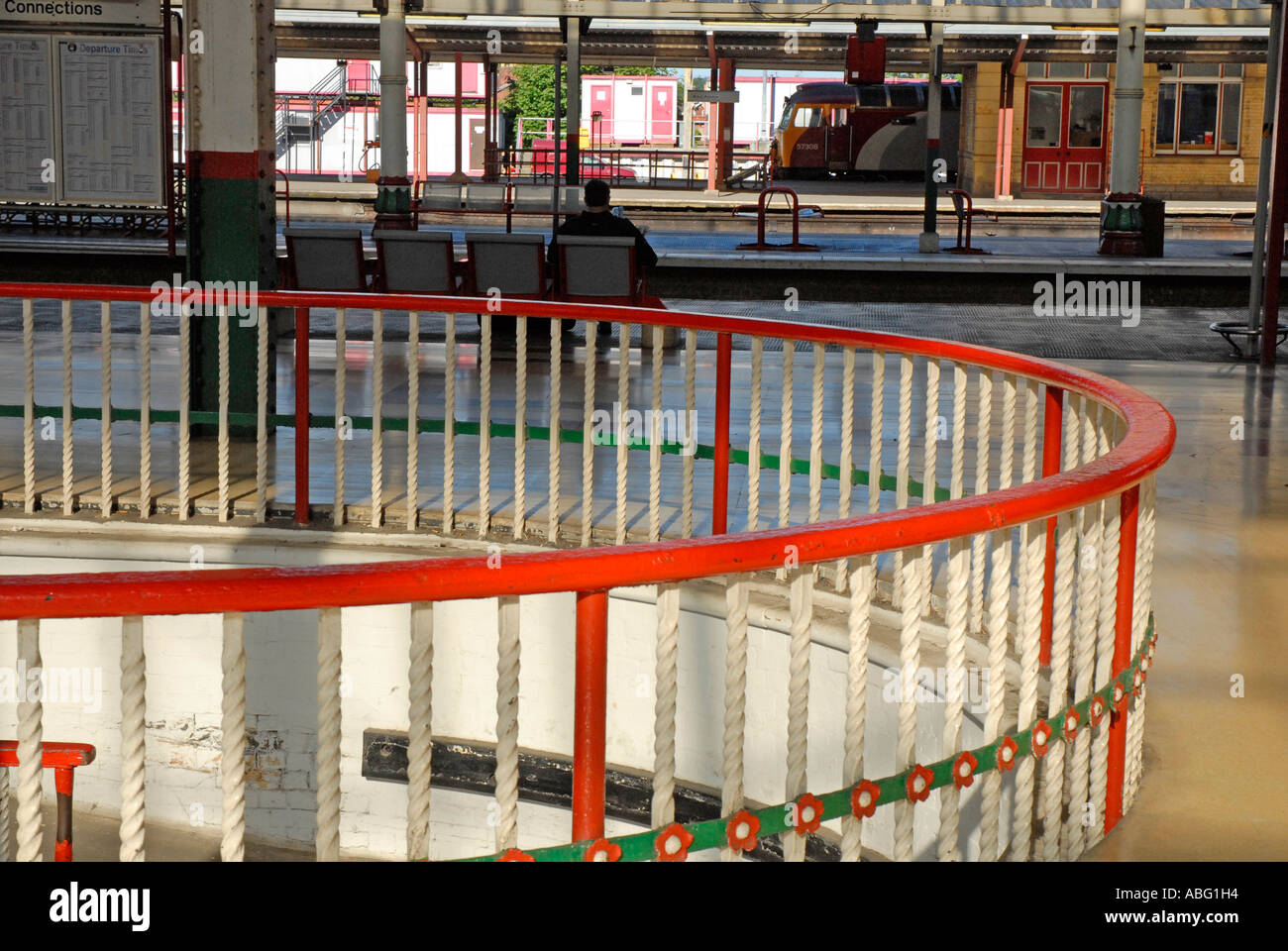 Waiting for a Train at Preston Station Stock Photo - Alamy