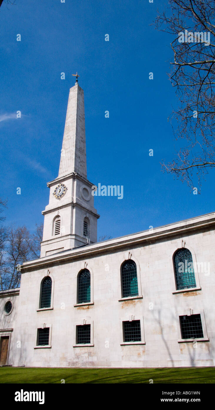 St lukes church old street hi-res stock photography and images - Alamy