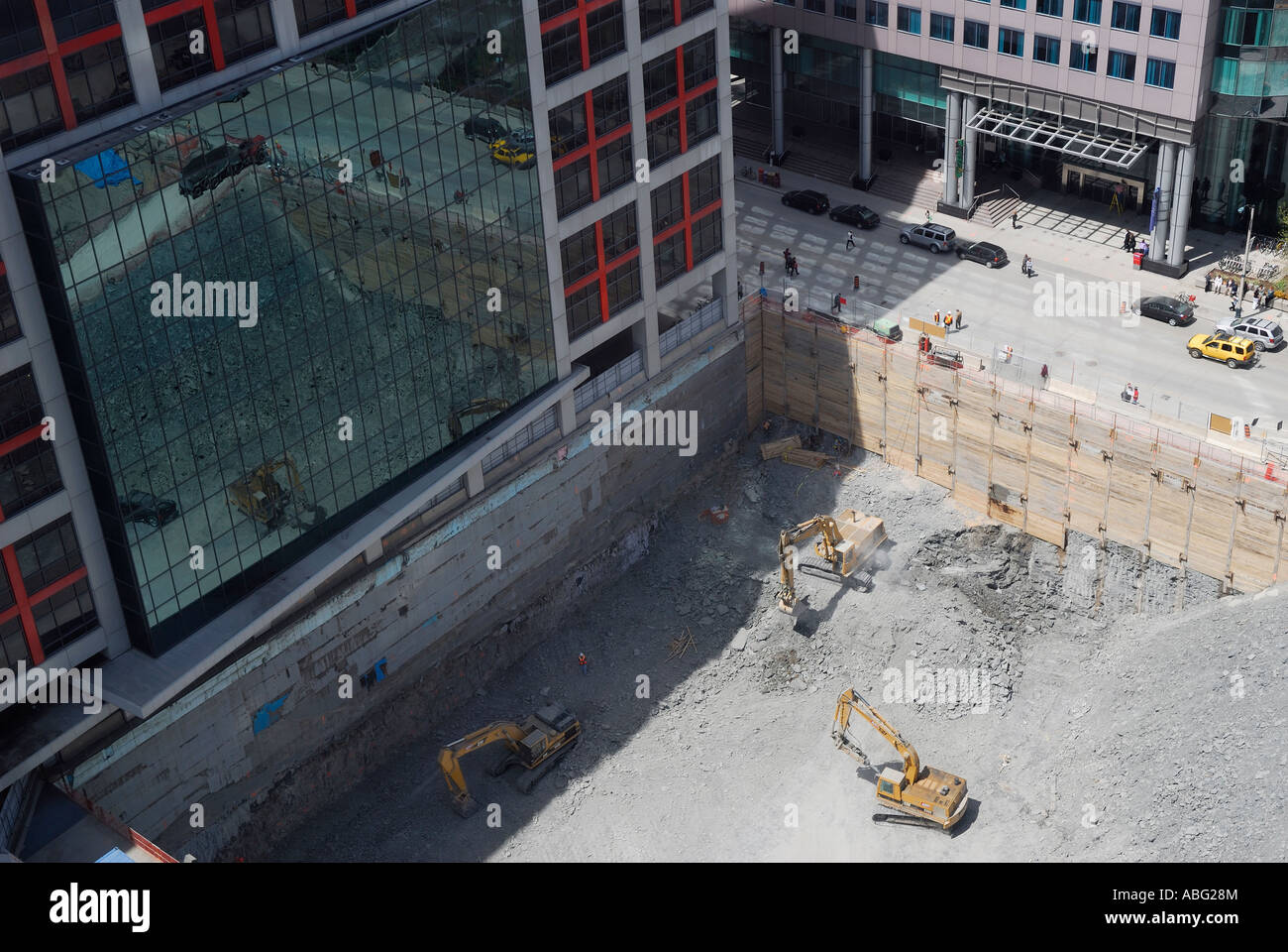 Digging the foundations of a highrise building Stock Photo - Alamy
