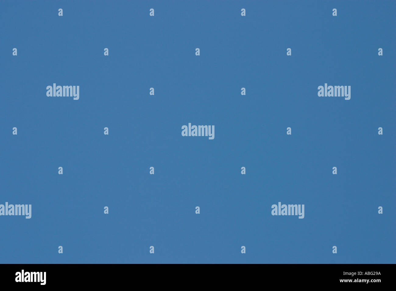 Clear cloudless sky hi-res stock photography and images - Alamy