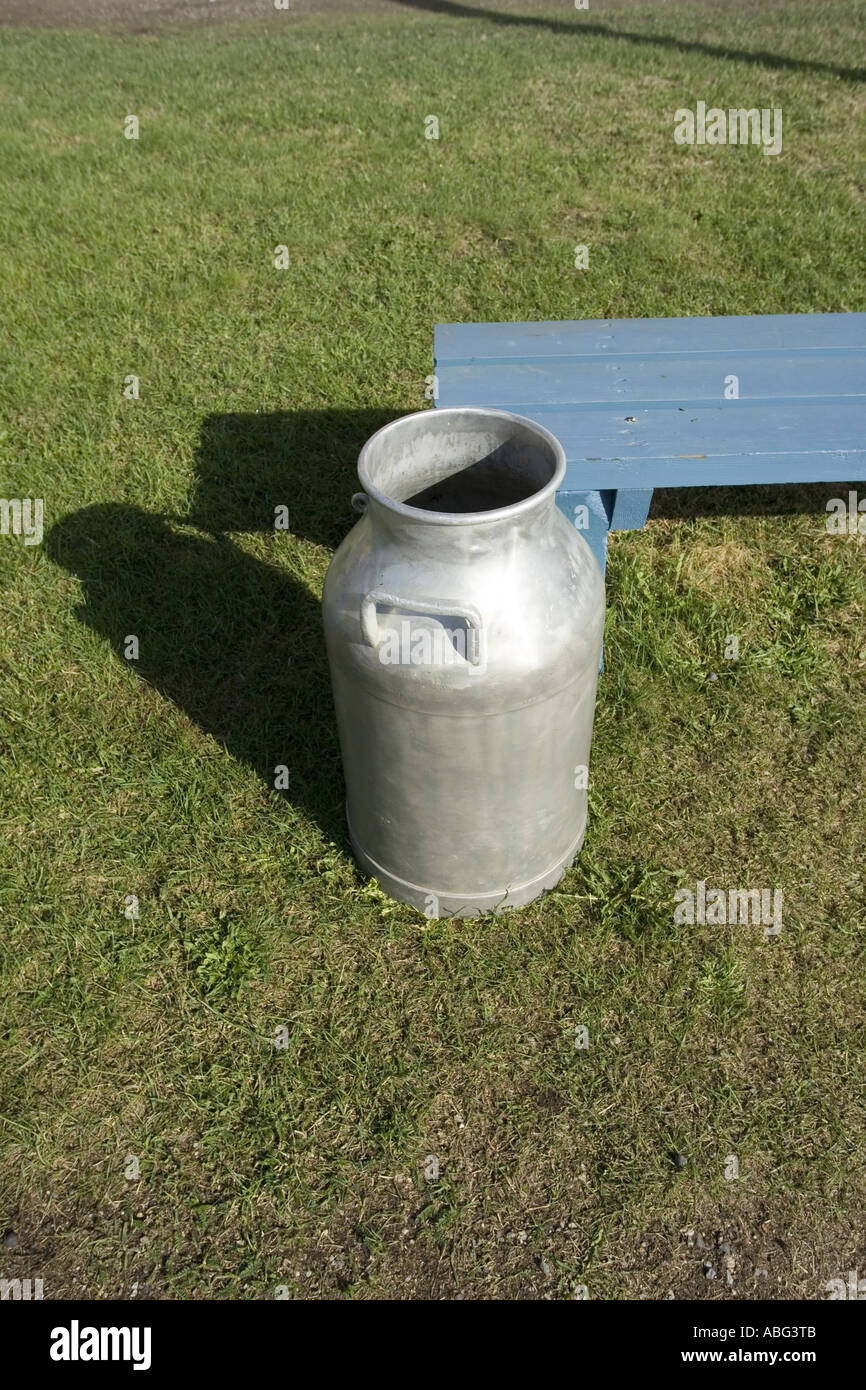 Old farm milk container churn bucket hi-res stock photography and ...