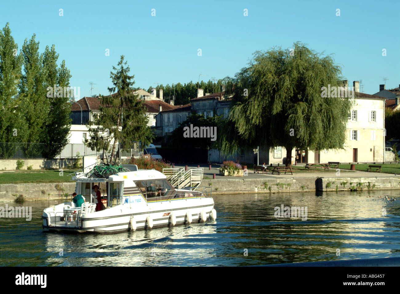 Boating contest hi-res stock photography and images - Alamy
