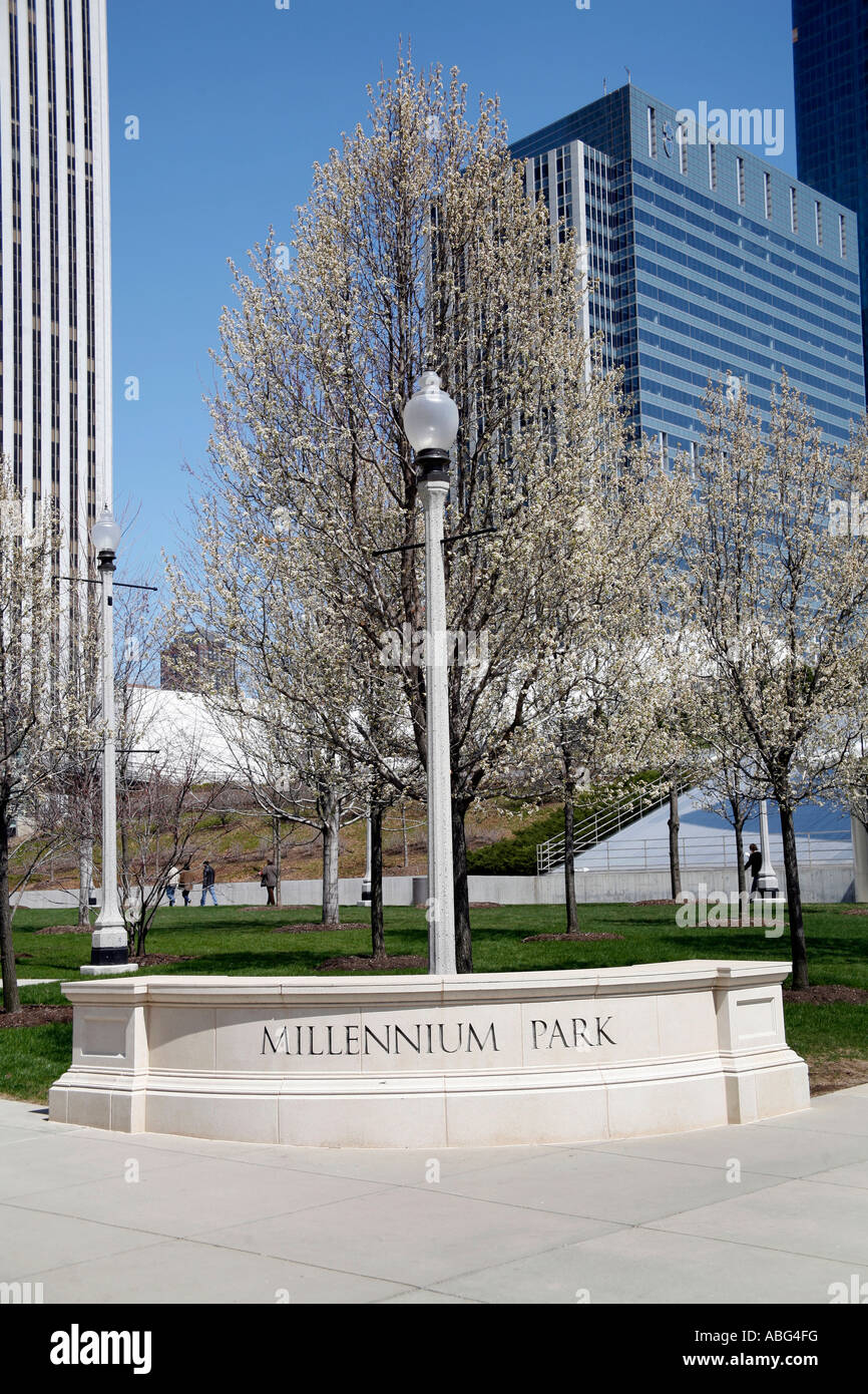 Millennium Park in Chicago Illinois USA Stock Photo - Alamy