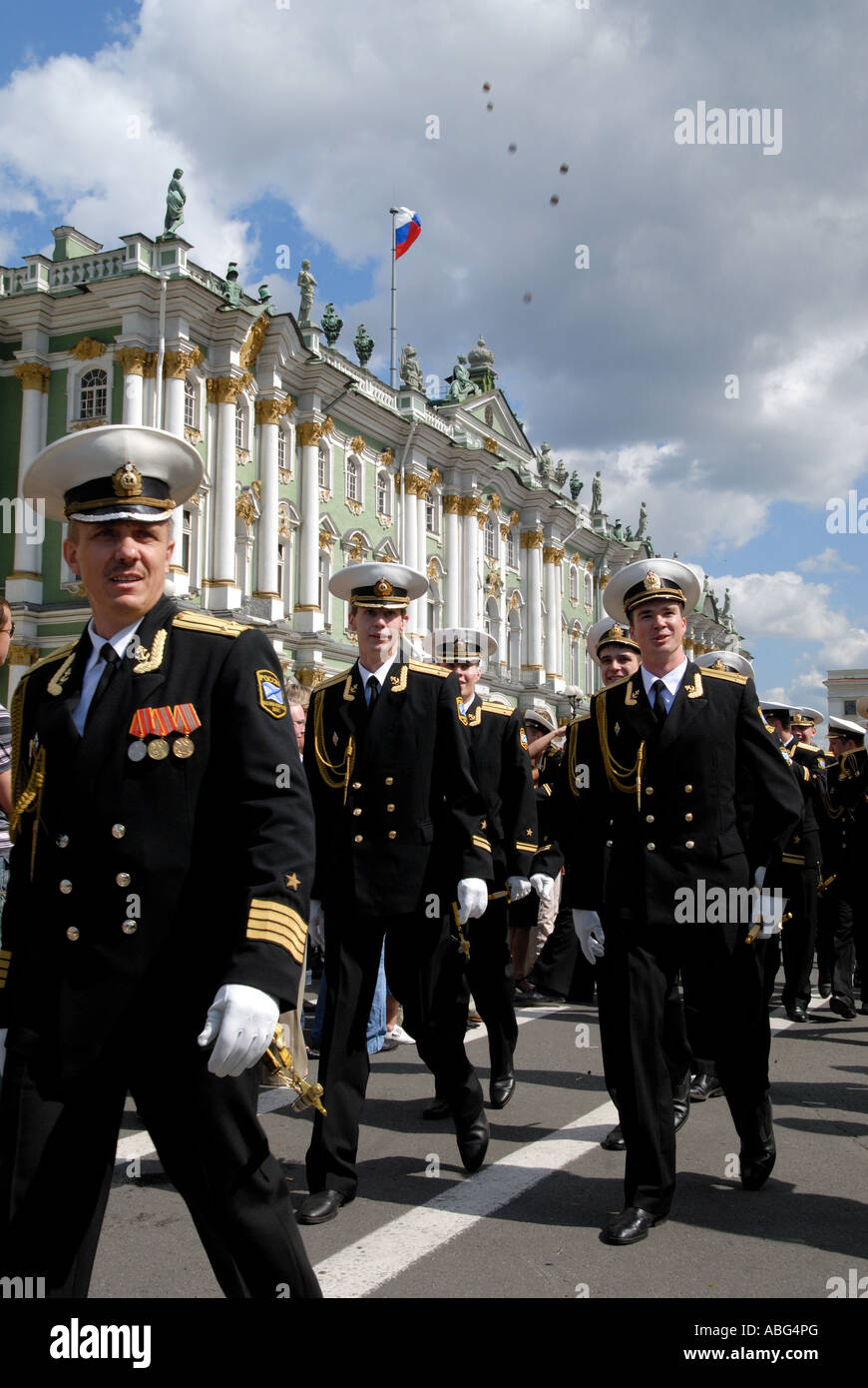 Winter naval uniform hi-res stock photography and images - Alamy