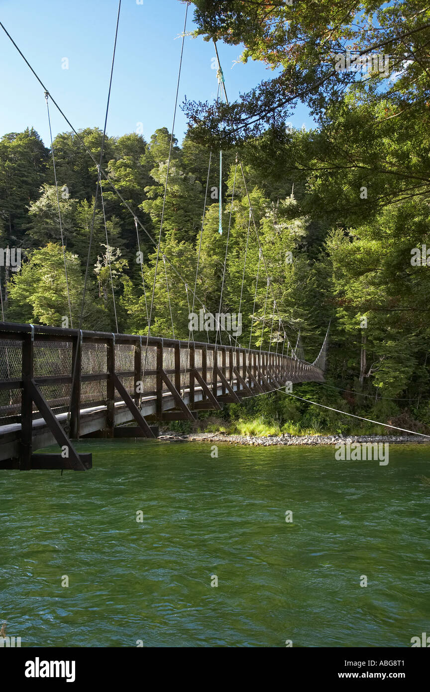 Footbridge across waiau river hi-res stock photography and images - Alamy