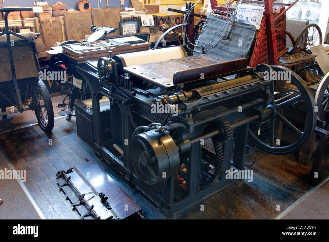 Victorian printing machine hi-res stock photography and images - Alamy
