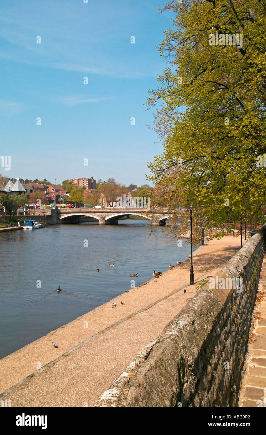 Maidstone bridge hi-res stock photography and images - Alamy