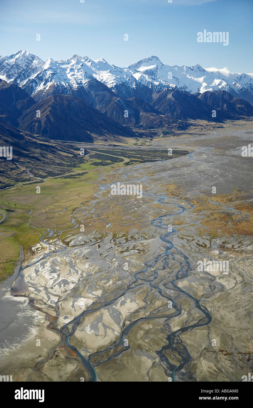 Ben ohau range of mountains hi-res stock photography and images - Alamy