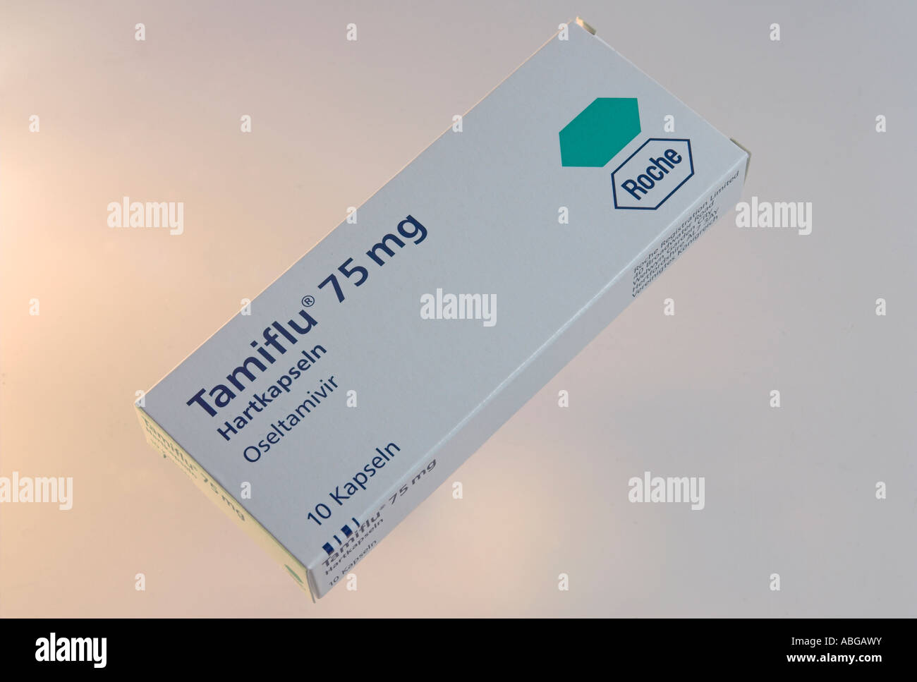 Tamiflu capsule hi-res stock photography and images - Alamy