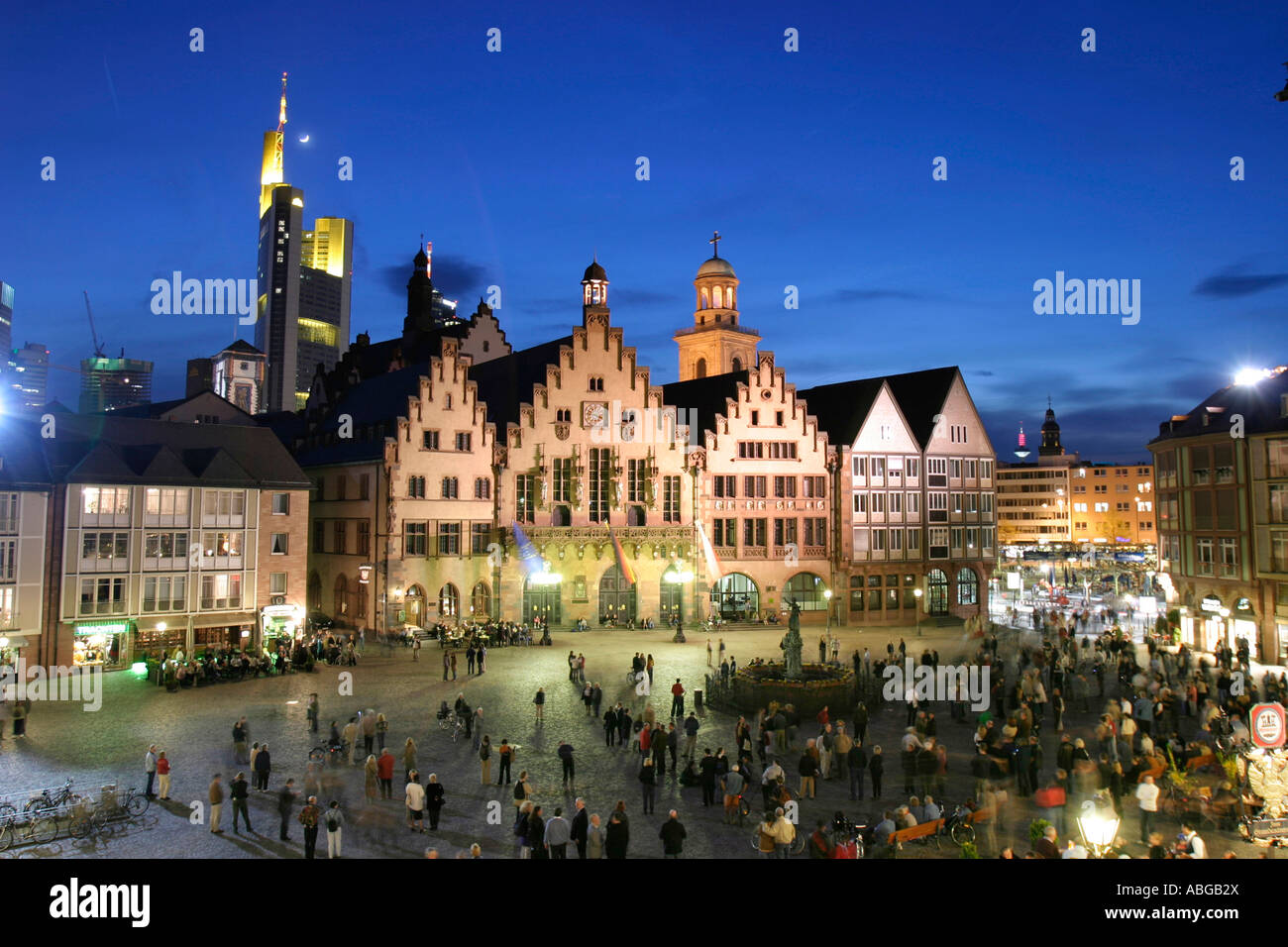 Roemer at night, Frankfurt am Main, Hesse, Germany Stock Photo - Alamy