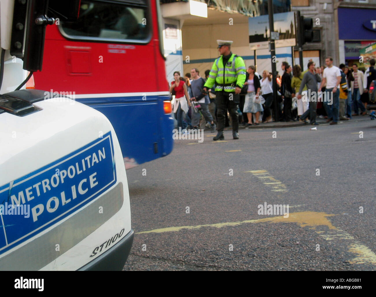 Police traffic duty hi-res stock photography and images - Alamy