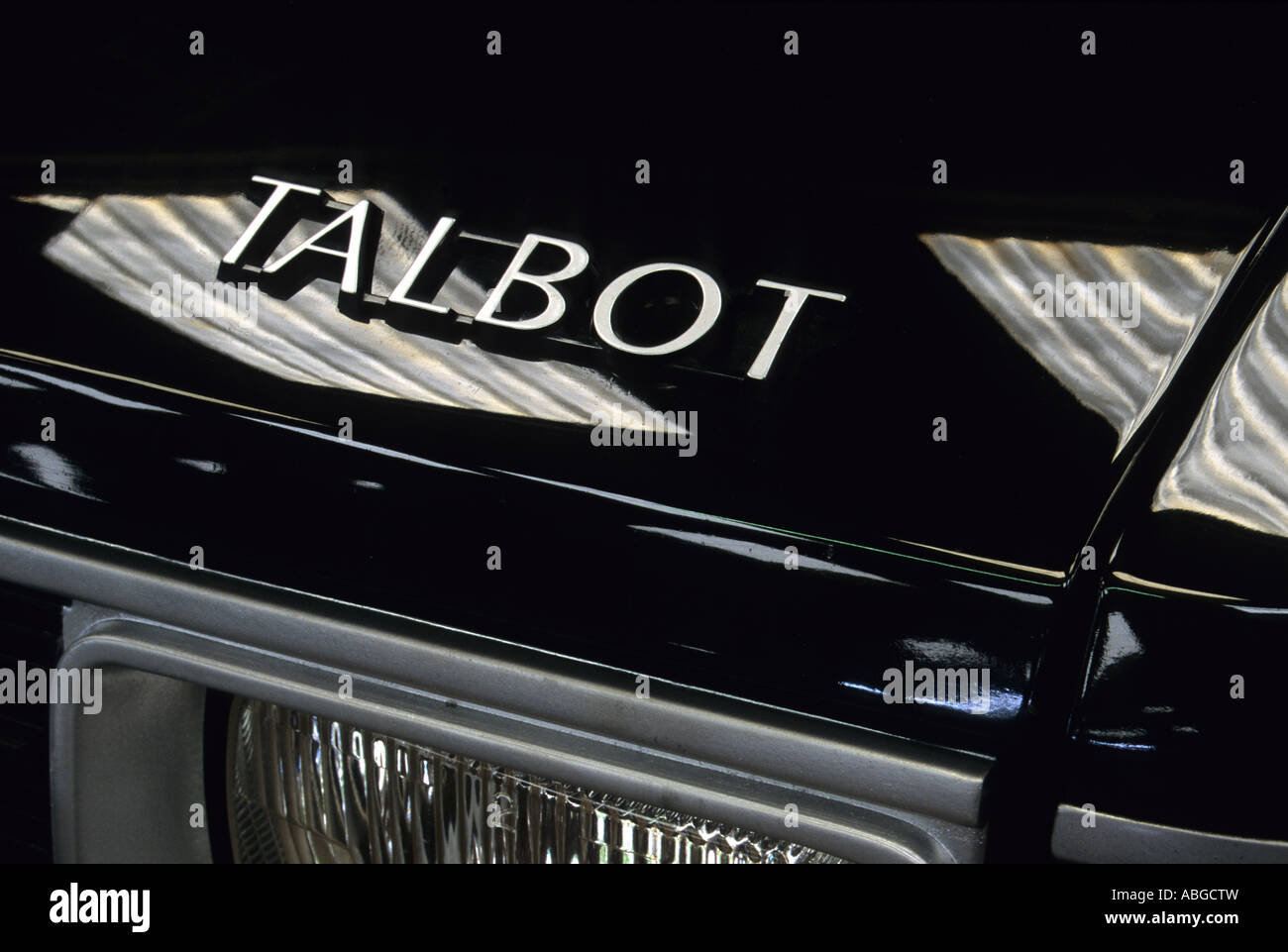 Sunbeam talbot badge hi-res stock photography and images - Alamy