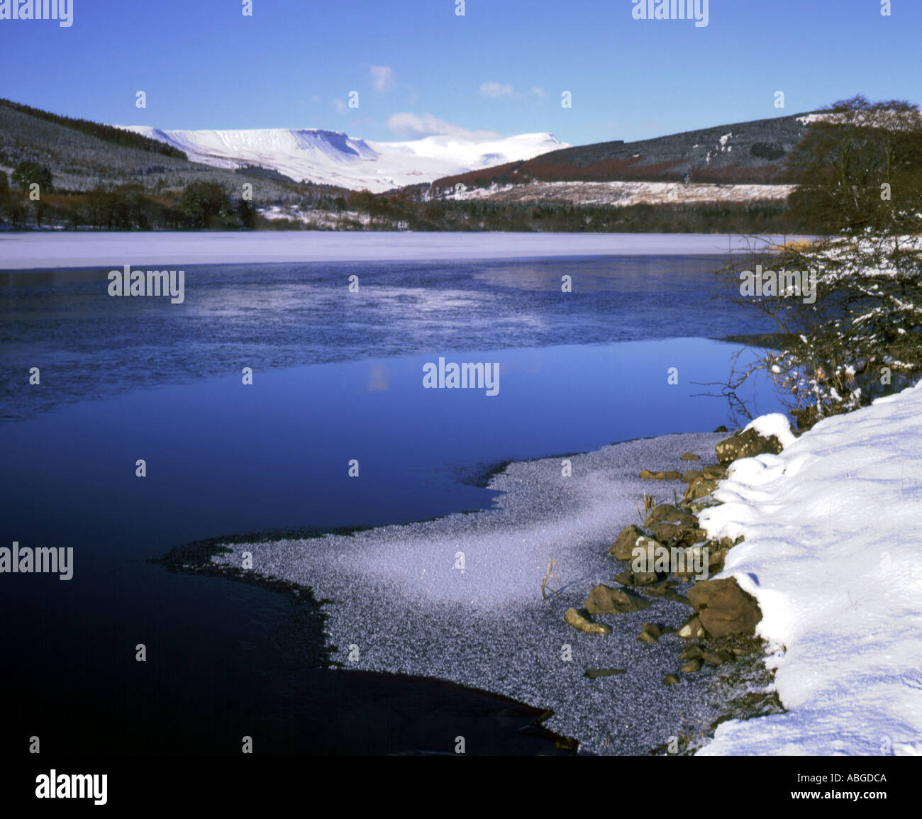 Dol y fan hi-res stock photography and images - Alamy