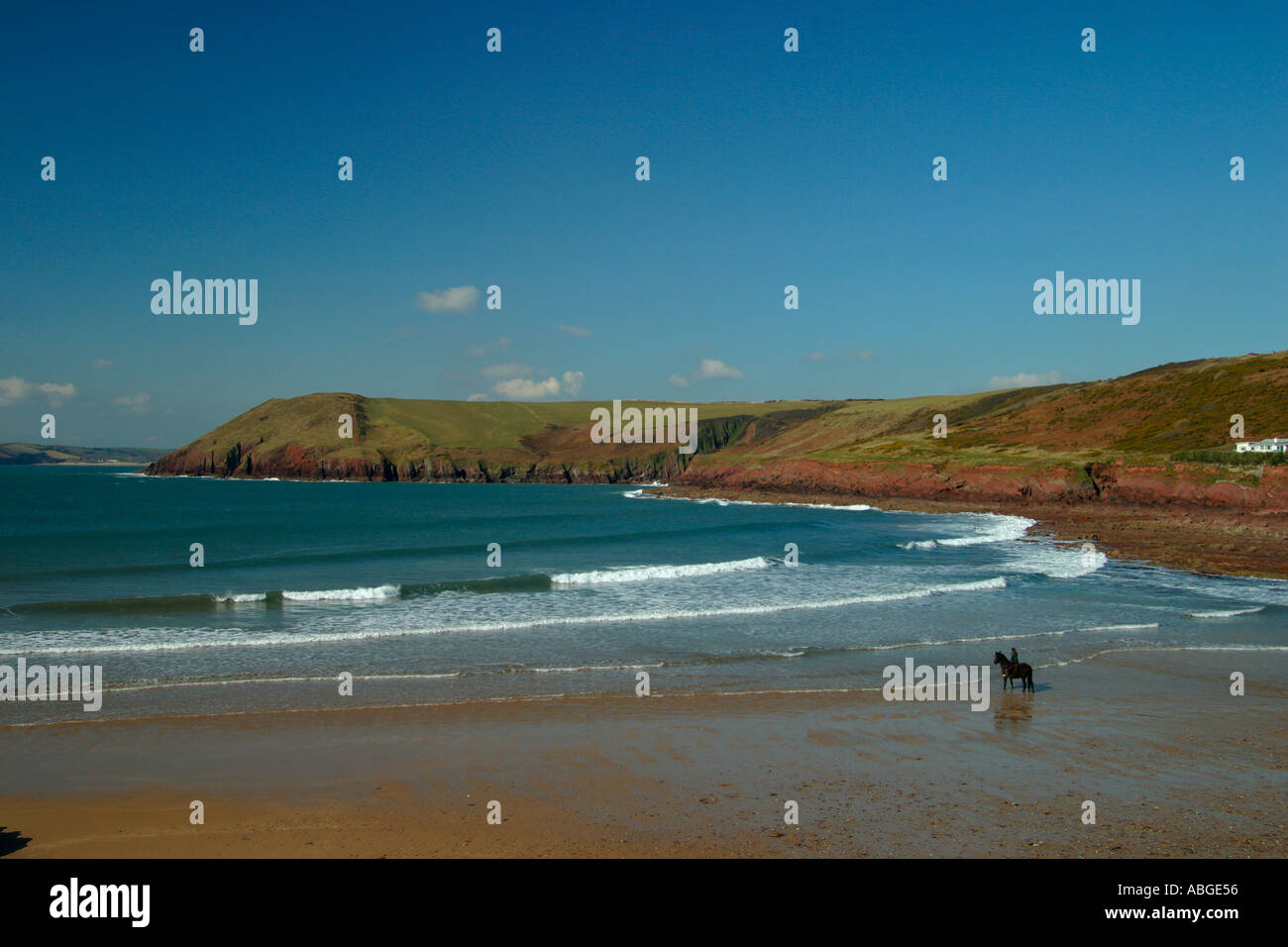 Manorbier bay hi-res stock photography and images - Alamy