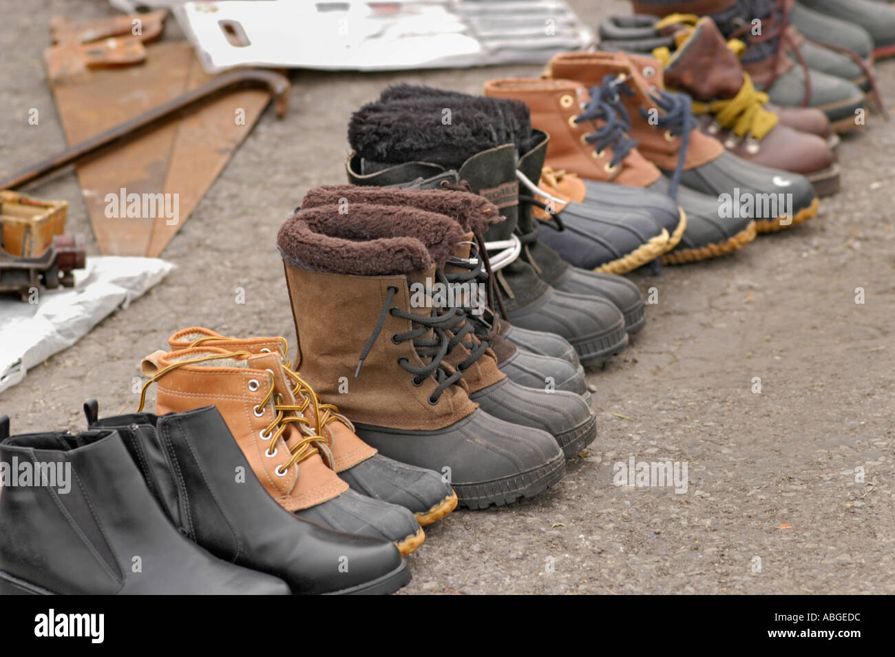Amish headgear hi-res stock photography and images - Alamy