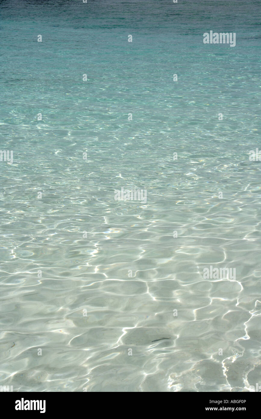 Sunshine ripples throughout these Turquoise waters Stock Photo - Alamy