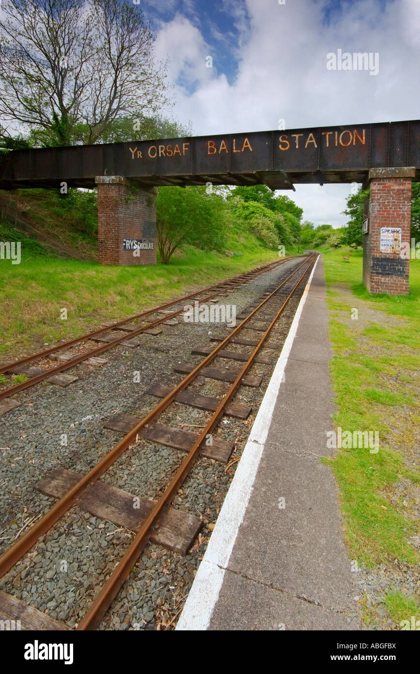 Bala Station Wales Runs from Bala to Llanuwchllyn along Bala Lake Stock ...