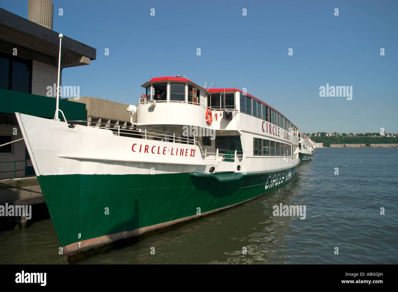 Boat of the Circle Line, New York, USA Stock Photo - Alamy