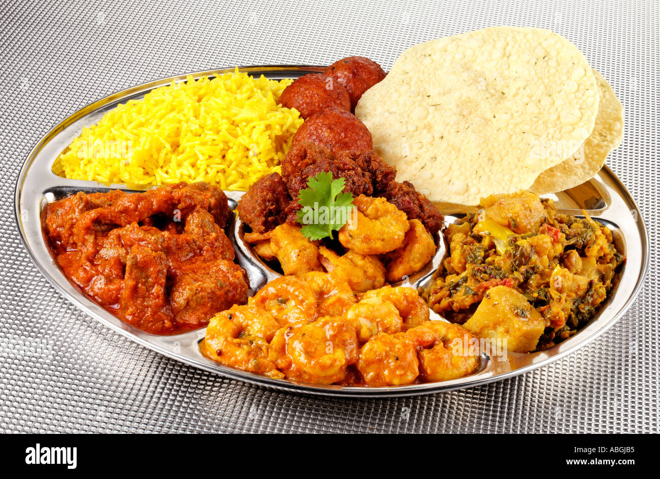 Metal thali hi-res stock photography and images - Alamy