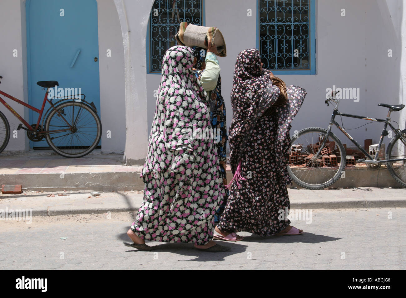 Shopping in djerba hi-res stock photography and images - Alamy